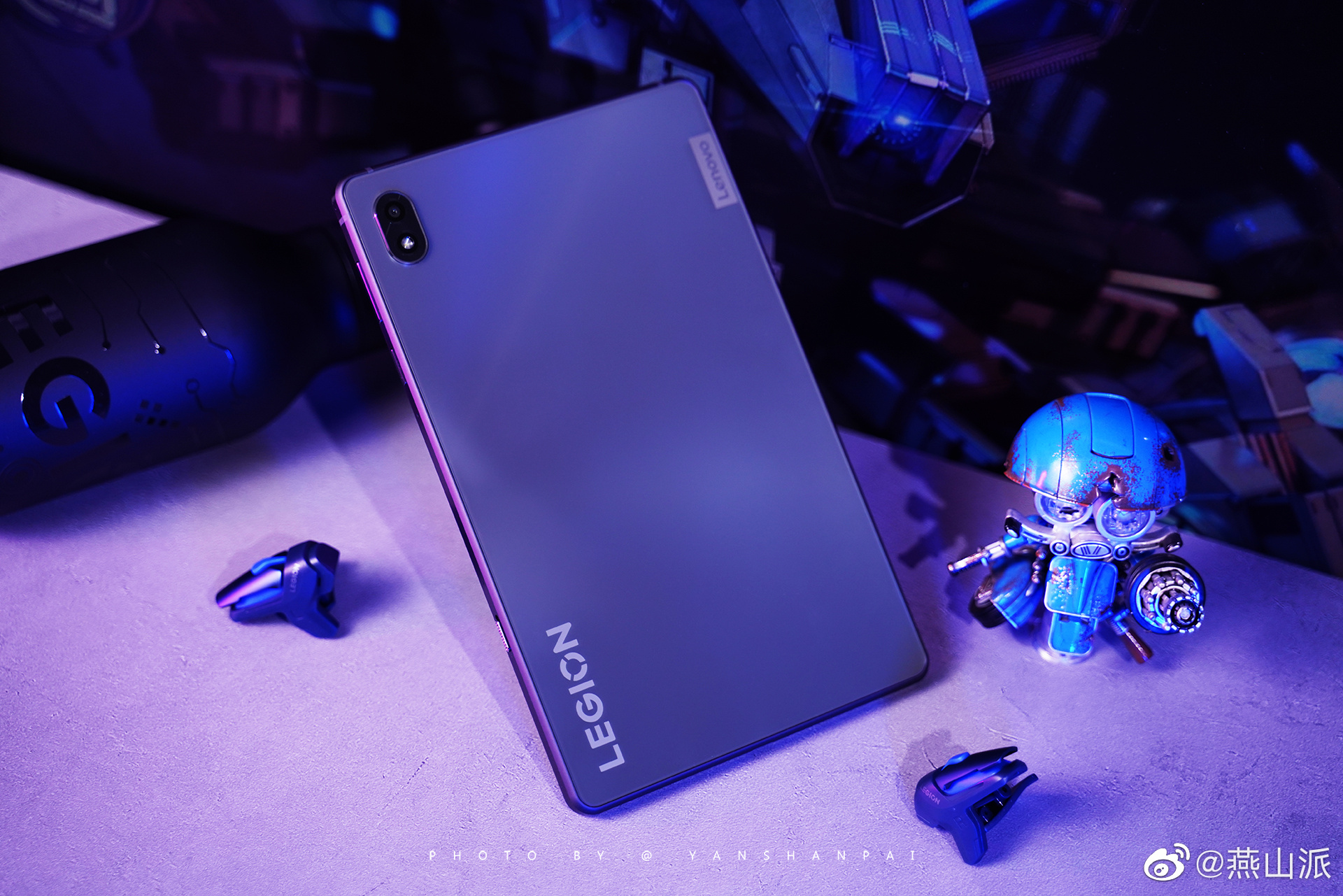 120Hz/8.8型Lenovo Legion Y700の発表直前フォトが公開、RAM12GBなどスペック